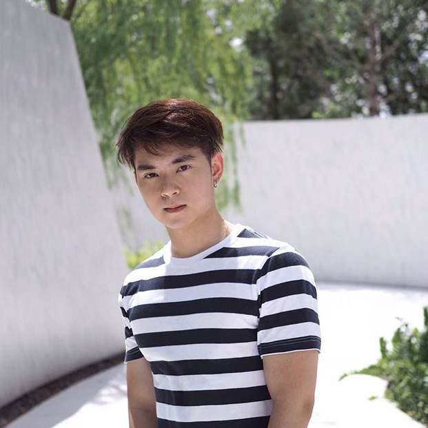 เปิดวาร์ป หนุ่มหล่อ Ken weerapat หุ่นแซ่บ ซิกแพคแน่น งานดีมาก