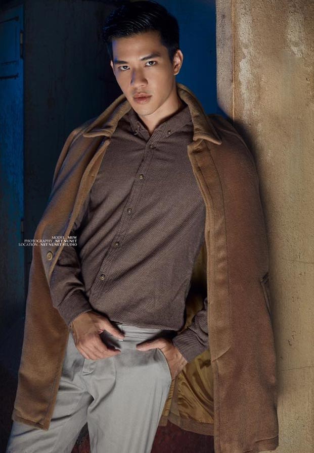 เปิดวาร์ป นายแบบหนุ่มหล่อ มิว วนิชพงศ์ ซิกแพคแน่น แซ่บโดนใจ