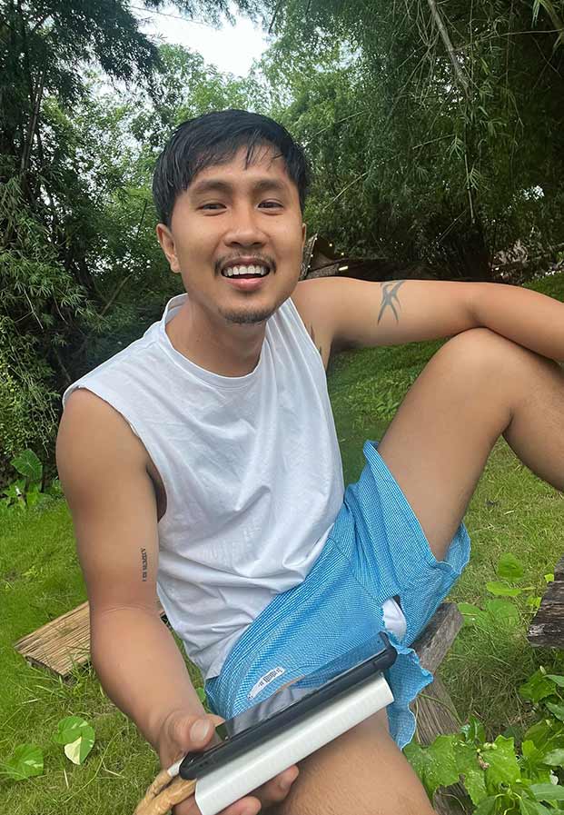 เปิดวาร์ป แบงค์ สุธิชัย หนุ่มหล่อสุดแซ่บ เจ้าของเพจดัง ผัวของตุ๊ด