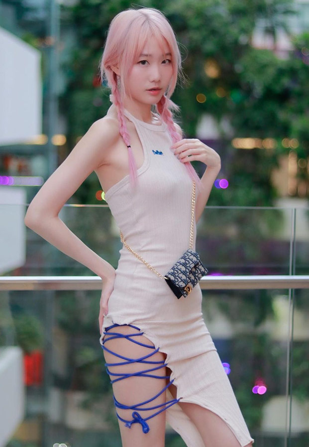 เปิดวาร์ป Ploy Pimchanok เน็ตไอดอลสาวสวยยอดนิยม ตัวเล็กสเปคหนุ่มไทย