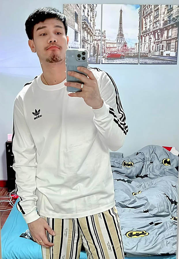 แจกวาร์ปหนุ่มหล่อหน้าใส สก๊อต ซัมเมอร์ ซิกแพคแน่น เป้าตุง