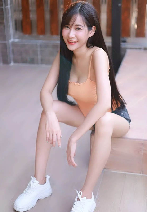 ส่องวาร์ป น้ำมนต์ โชติรัตน์ นางแบบสาวสุดแซ่บ หุ่นเอ็กซ์เซ็กซี่ ขวัญใจหนุ่มๆ