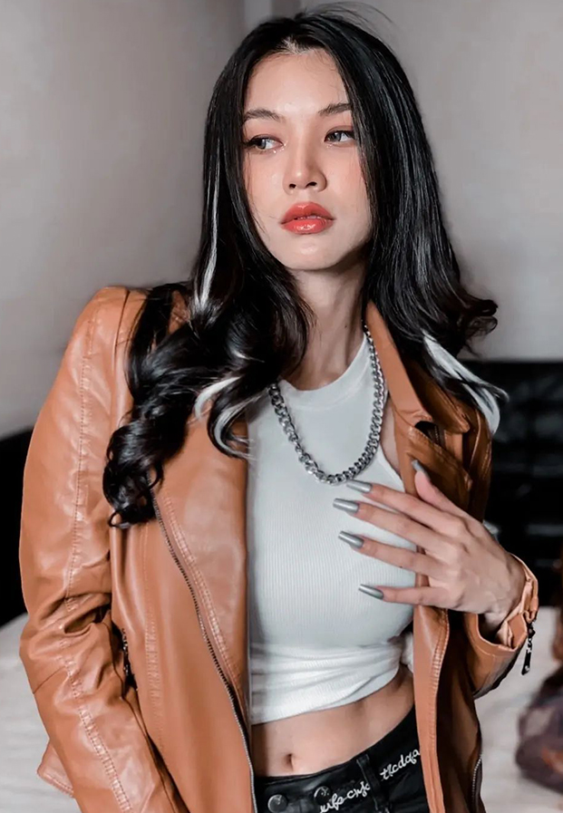 Maeylin Lin เปิดวาร์ปสาวแซ่บสุดฮอต ดาวยั่วเบอร์ 1 แห่ง OnlyFans