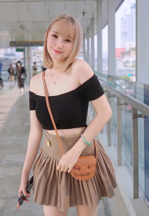 Keomany Vannisa Net idol สาวแซ่บ ผิวขาวโอโม่ เนียนใสสะดุดตา