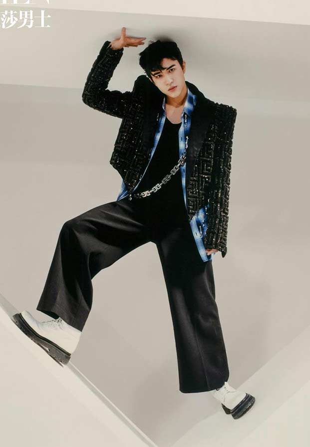 แพทริค INTO1 ศิลปินบอยแบน หล่อออร่าจับ ขวัญใจสาวๆ