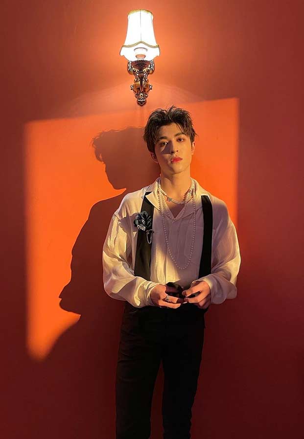 แพทริค INTO1 ศิลปินบอยแบน หล่อออร่าจับ ขวัญใจสาวๆ