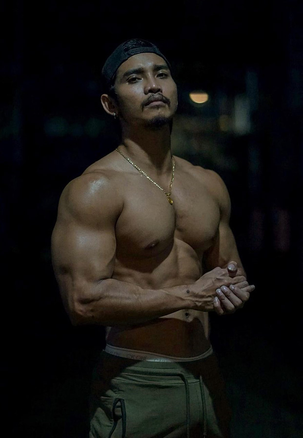 Parnthit Wichaidit เปิดวาร์ป เทรนเนอร์หนุ่มที่แซ่บสุดในชั่วโมงนี้