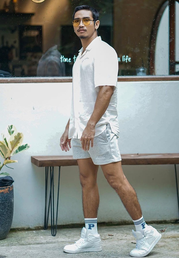 Parnthit Wichaidit เปิดวาร์ป เทรนเนอร์หนุ่มที่แซ่บสุดในชั่วโมงนี้