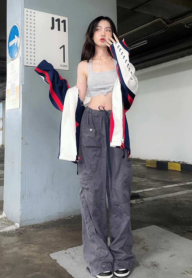 Earn Piyakorn สาวน่ารัก อวดหุ่นเซ็กซี่ ร้อนแรงเกินต้าน