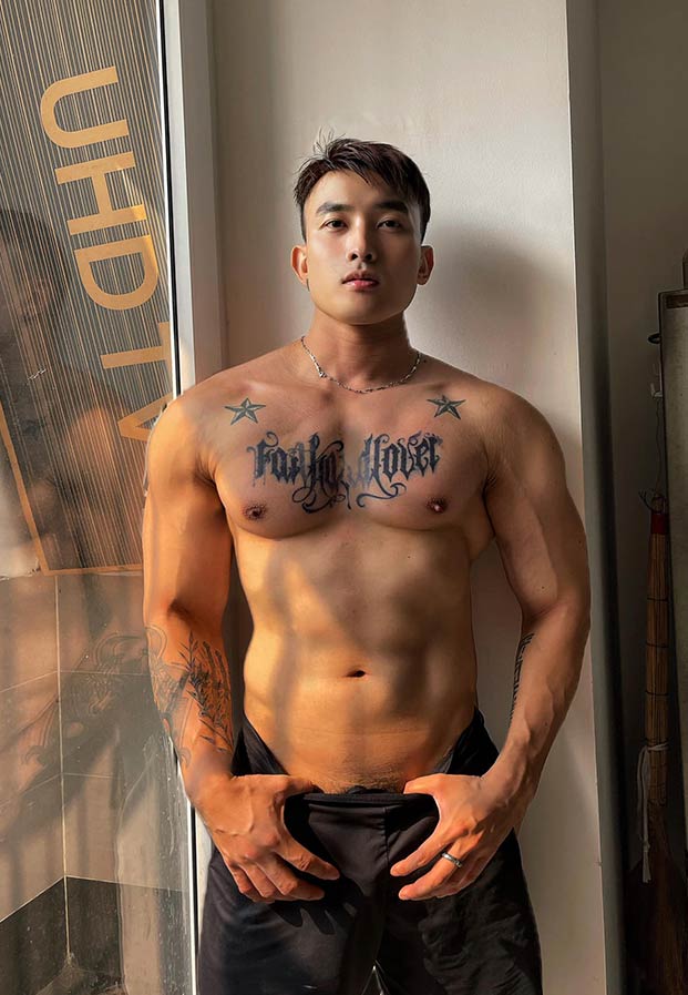 Chan Than San แจกวาร์ป หนุ่มงานดี เร้าใจ ตัวท็อป onlyfans