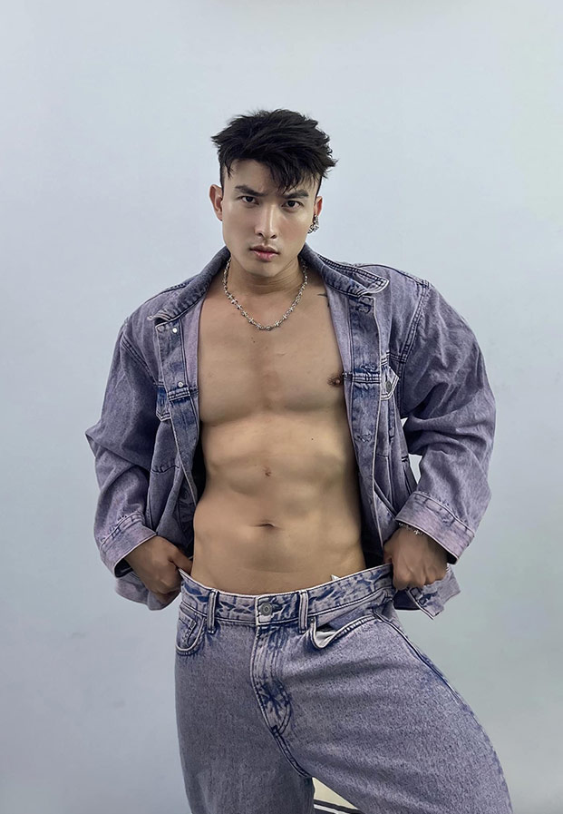 Chan Than San แจกวาร์ป หนุ่มงานดี เร้าใจ ตัวท็อป onlyfans