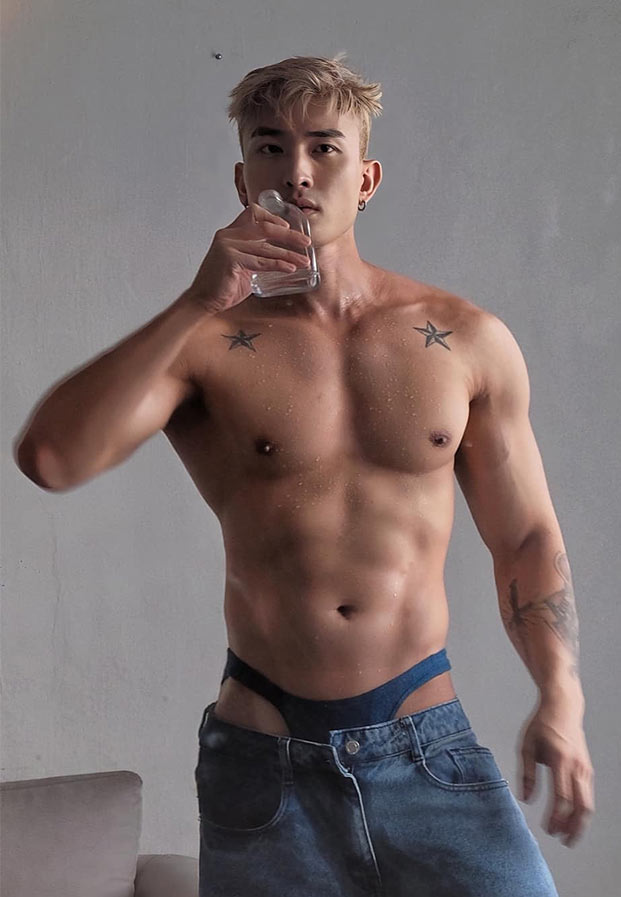 Chan Than San แจกวาร์ป หนุ่มงานดี เร้าใจ ตัวท็อป onlyfans