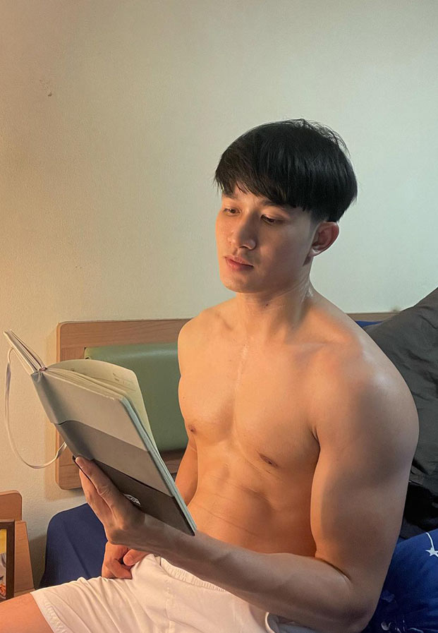 Tae Warawut เน็ตไอดอล หนุ่มหุ่นดี น่ารักขี้เล่น