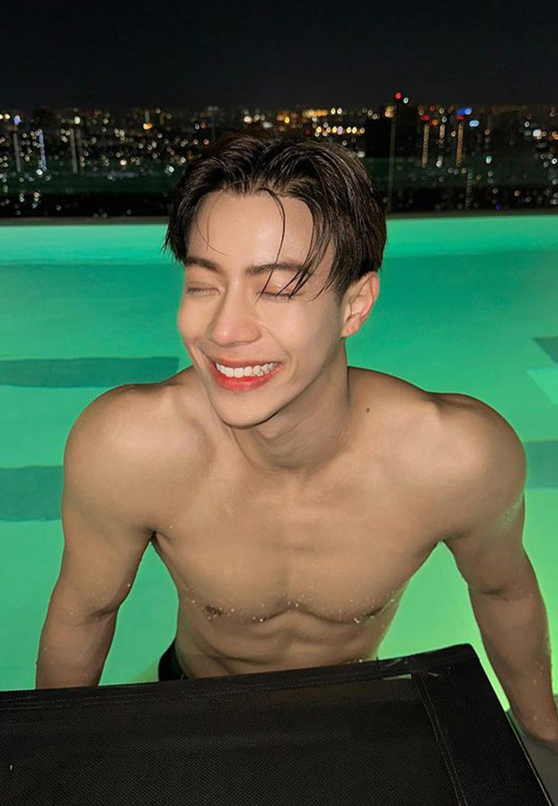 Thanathip Korwanichakul เบ๊บอิทธิพร นายแบบหน้าหล่อ หุ่นแซ่บมาก