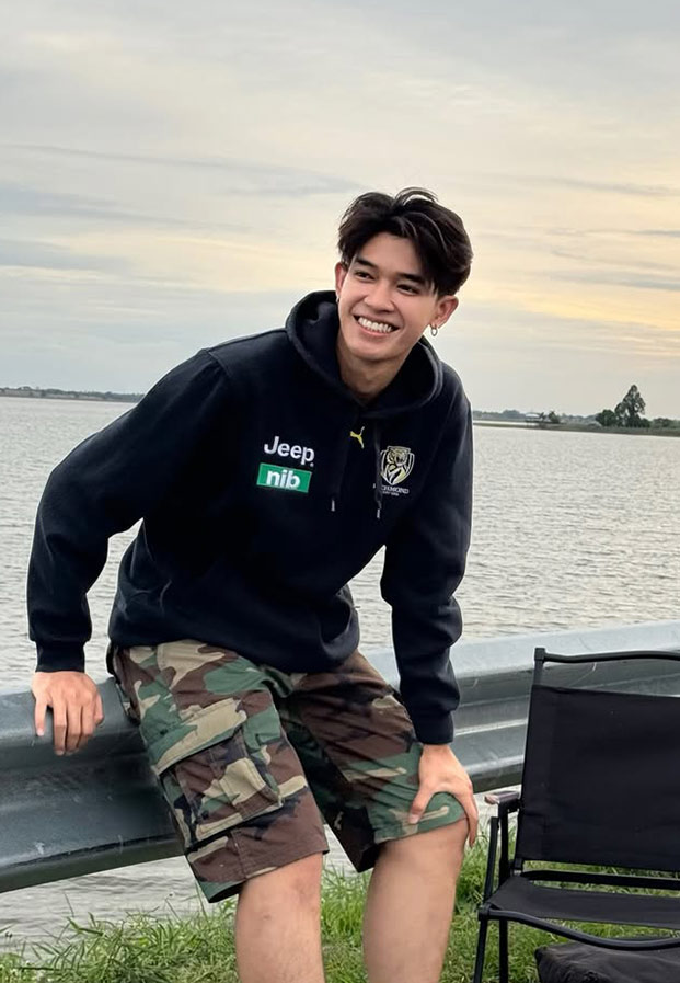 Ford Pakon หนุ่มหล่อดูดีทรงเสน่ห์ รอยยิ้มกระชากใจ ขวัญใจสาวไทย