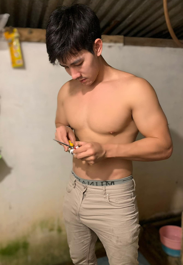 Sky Phanuwat หนุ่มหล่อเข้ม ดีกรีนายแบบหุ่นสวยเซ็กซี่มาก